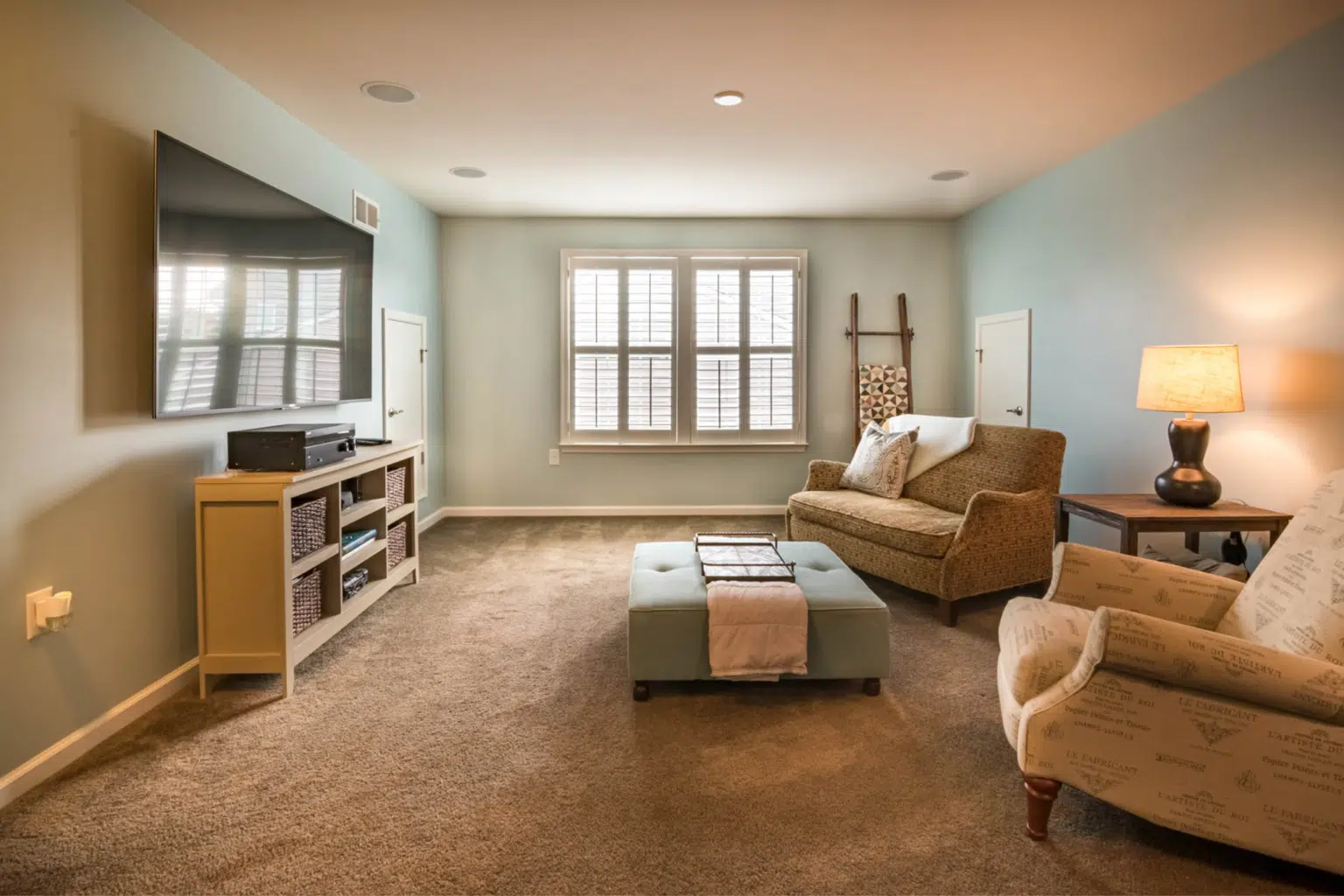 Ideal Room Temperature for a Cozy Home | Achieving Year-Round Comfort